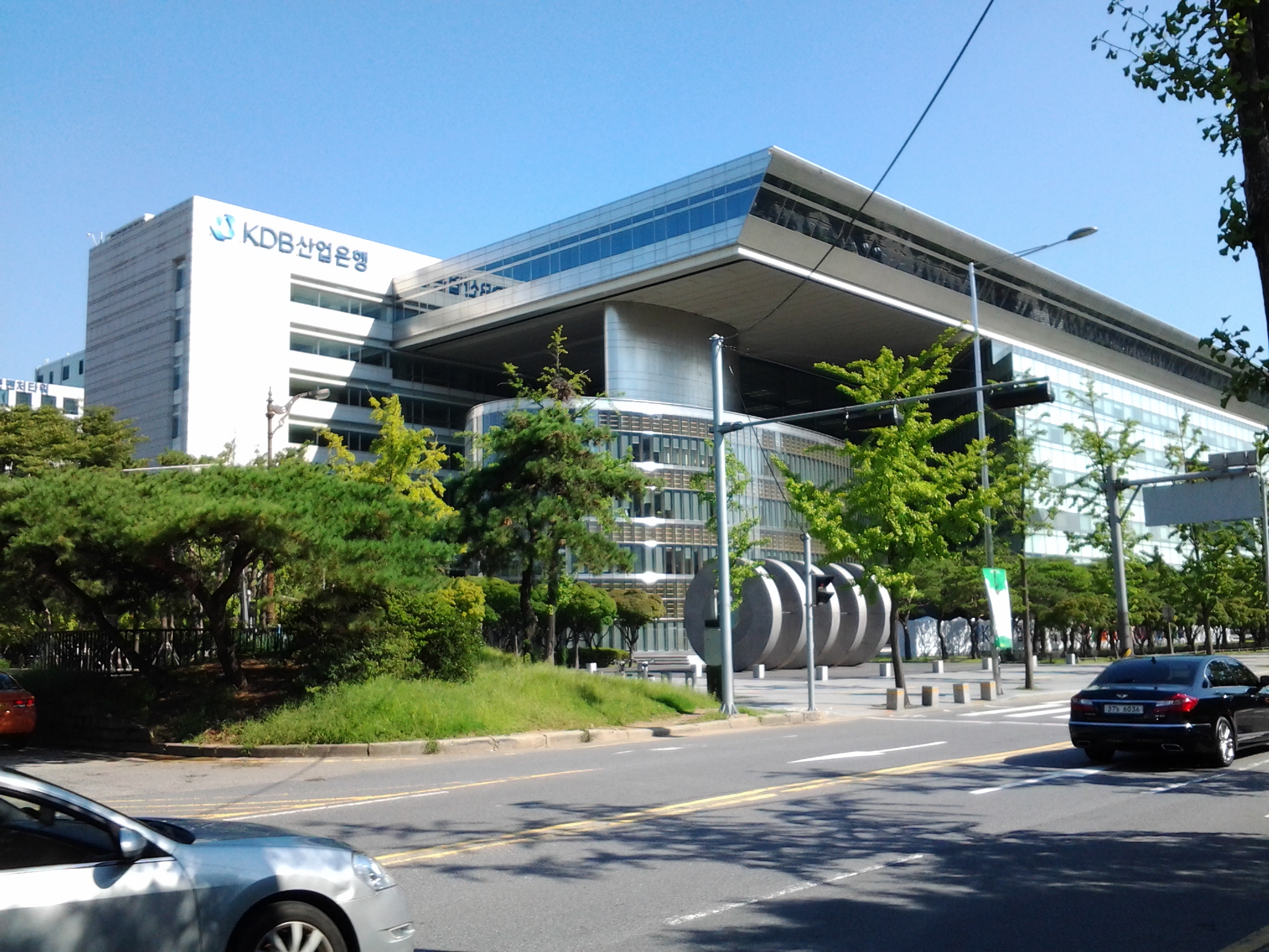 KDB Planning to Sell GM Korea Shares - Businesskorea