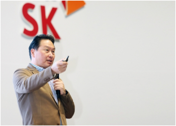 SK Chairman Chey Tapped as Next Chairman of Seoul Chamber of Commerce ...